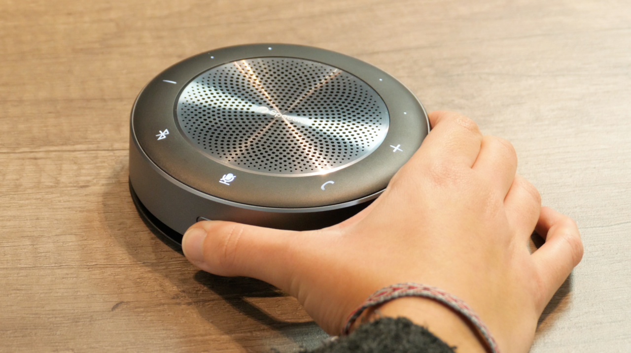 Video Conferencing Micro Speaker, a Bluetooth Microphone